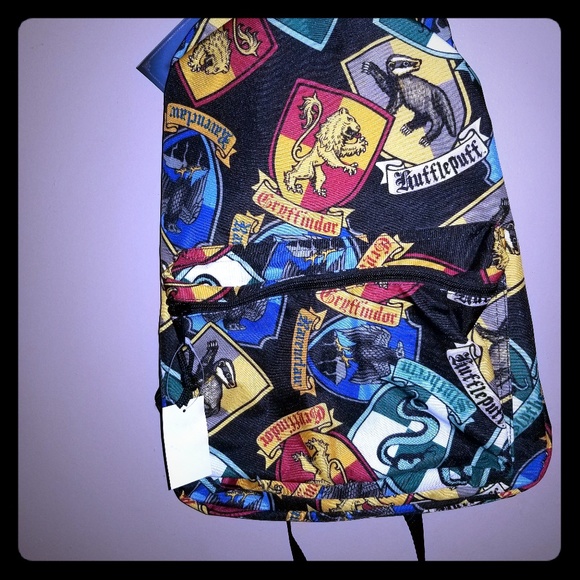 Wizarding World Of Harry Potter | Bags | Harry Potter Crest Backpack ...